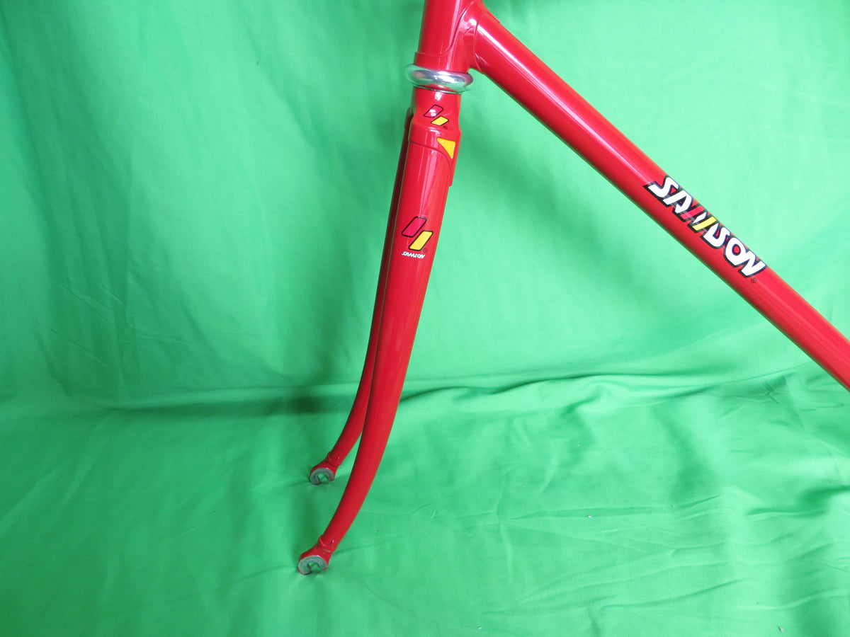 SAMSON // Red // 52.5cm – NJS EXPORT